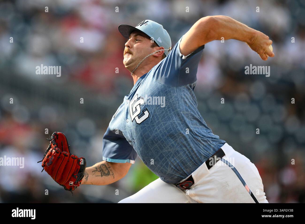 Washington Nationals starting pitcher Mitchell Parker (70) in action ...