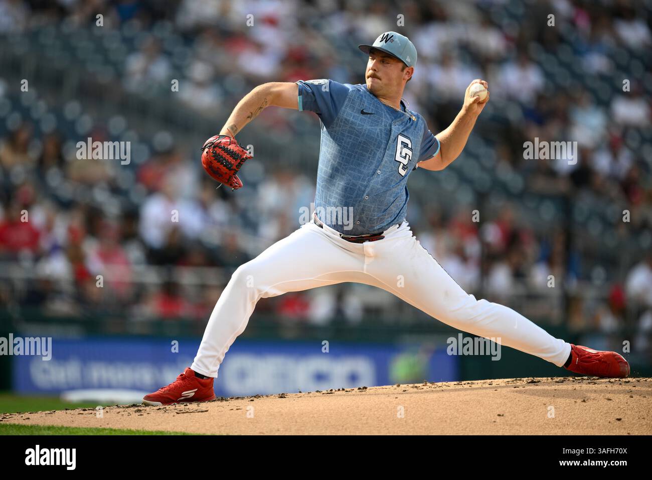 Washington Nationals starting pitcher Mitchell Parker (70) in action ...