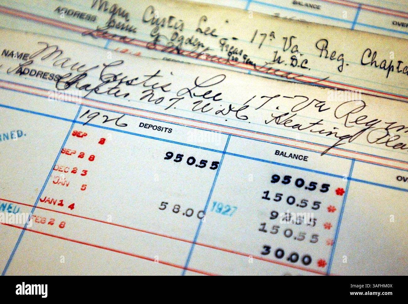 Checking account ledger hi-res stock photography and images - Alamy