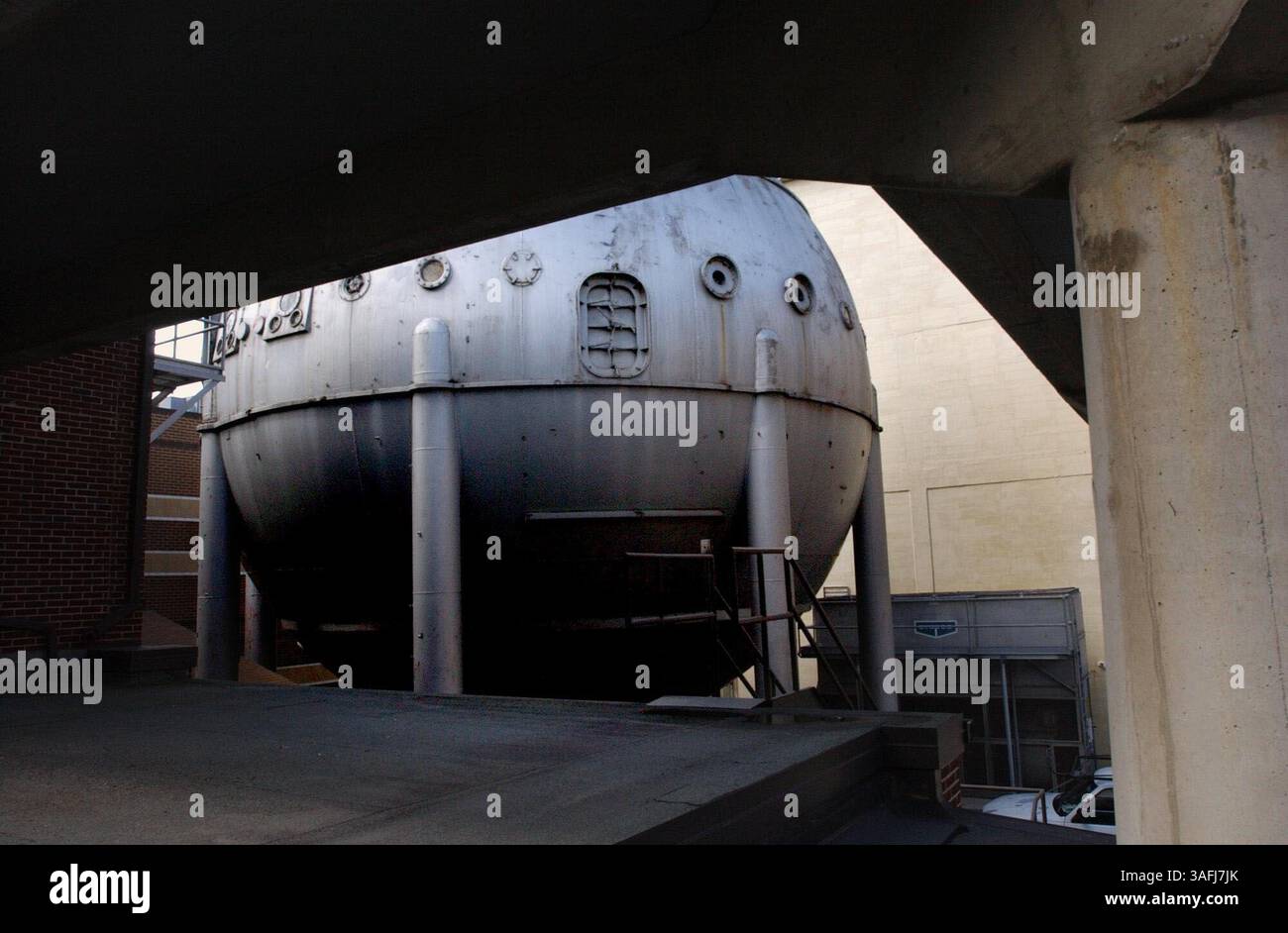 Fort detrick sphere hi-res stock photography and images - Alamy