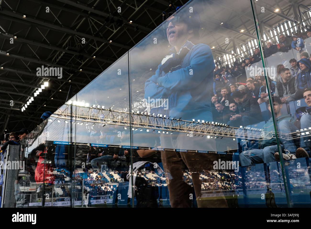 Bergamo, Italy. 6th Apr, 2025. An Atalanta BC fan looks on prior to ...