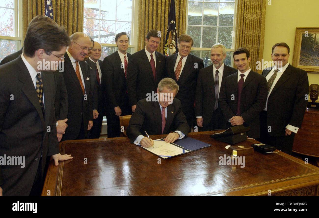 George w smalley hi-res stock photography and images - Alamy