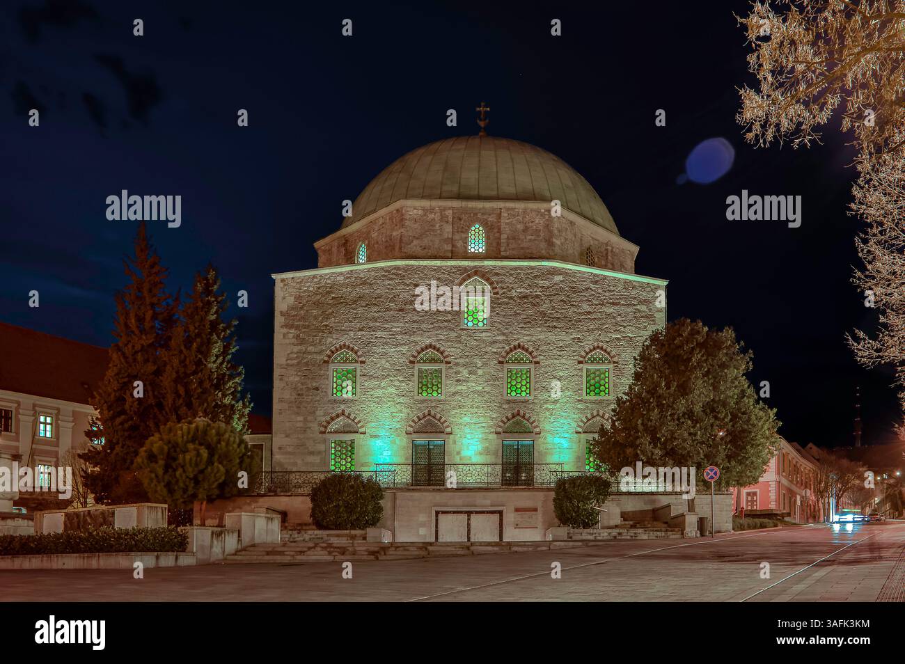 Downtown Candlemas Church of the Blessed Virgin Mary illuminated at ...