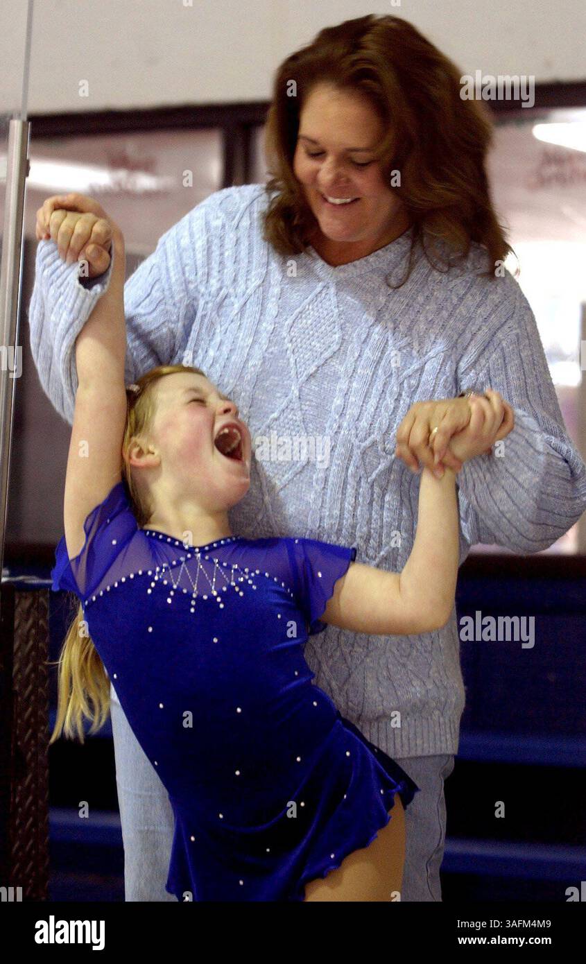 DELIVER TO LARGO DESK - Seven-year-old Nicole Richards (CQ), of Indian ...