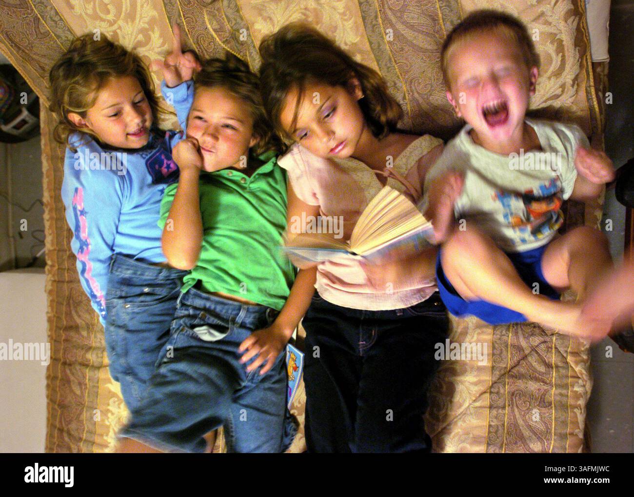 DELIVER TO NP DESK - 10) Eight-year-old Shannon Gaskins (CQ), third ...