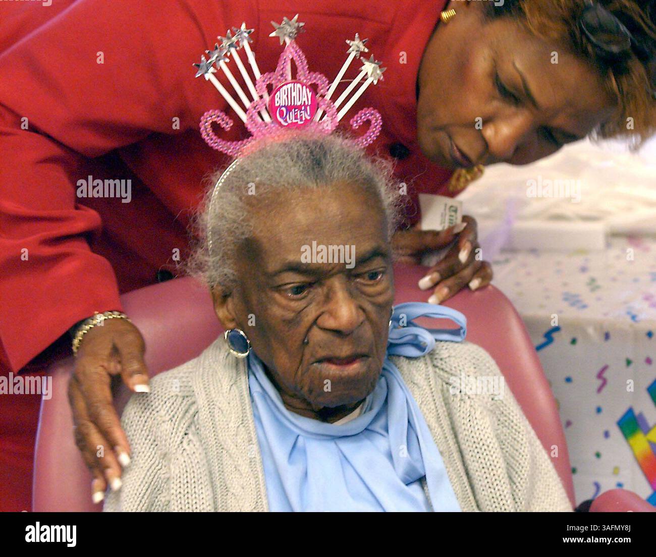 Betty Guzman (cq), of Tampa, asks her aunt Lola Norton (Credit Image ...