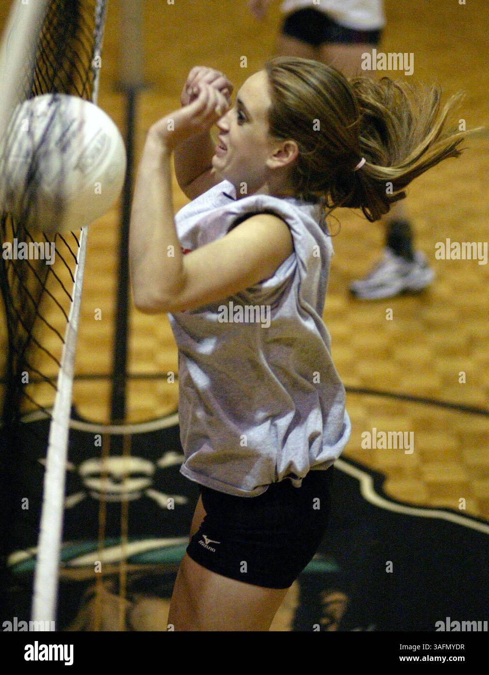 Gulf High School volleyball player Amy O'Brien (Credit Image: St ...