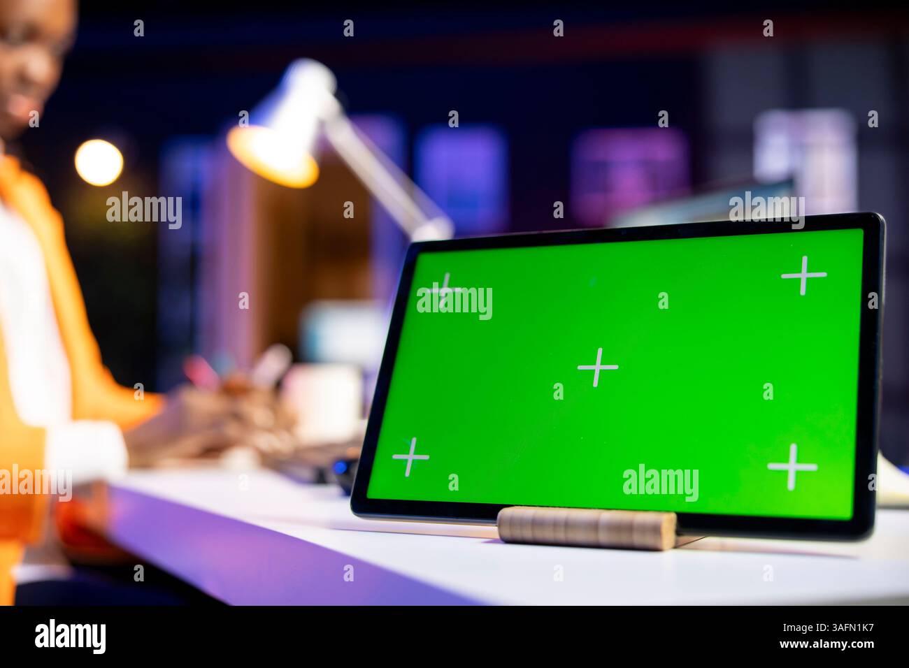 Stockholder correspondence hi-res stock photography and images - Alamy