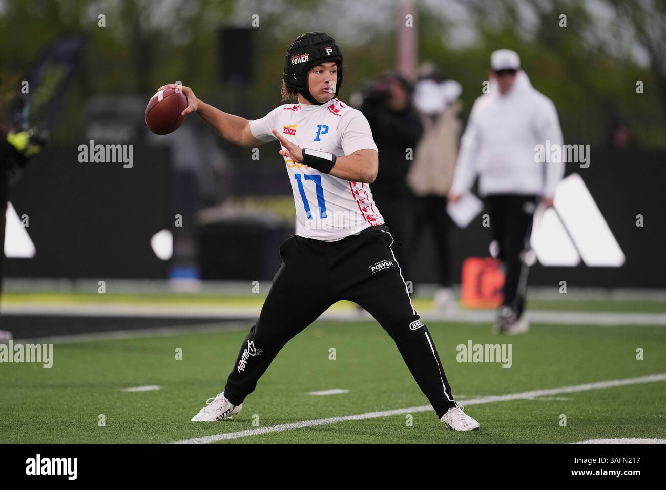 California Power quarterback Luke Fahey throws a pass during an OT7 ...