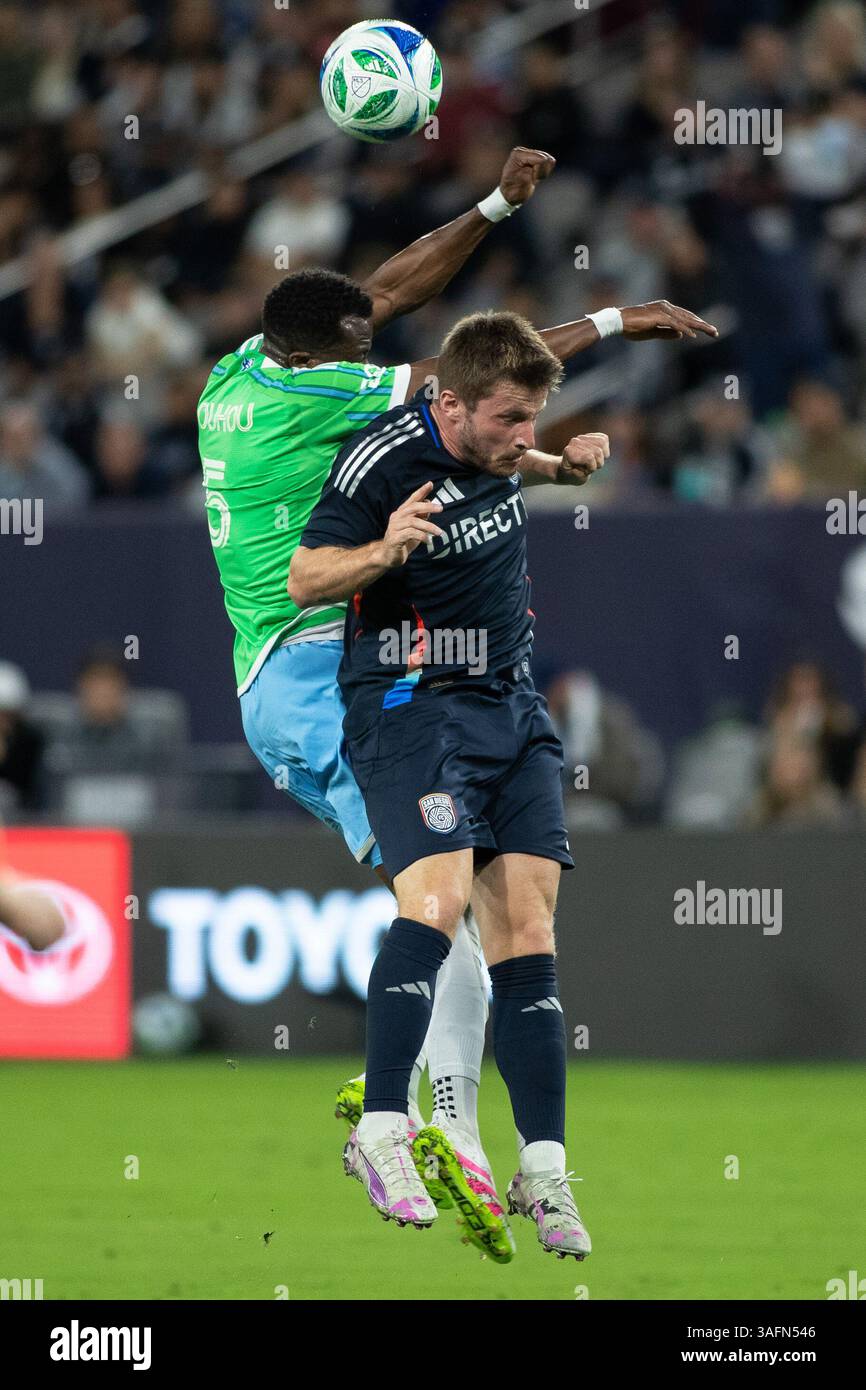 Snapdragon Stadium Seattle's Andres Nouhou Tolo (5) and Anders Dreyer ...