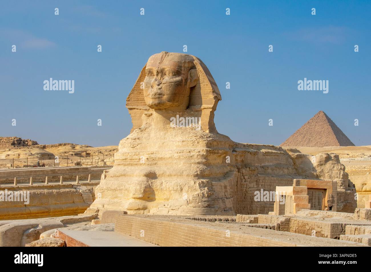 Great Sphinx and Great Pyramid of Cheops, Cairo, Egypt. Ancient statue ...
