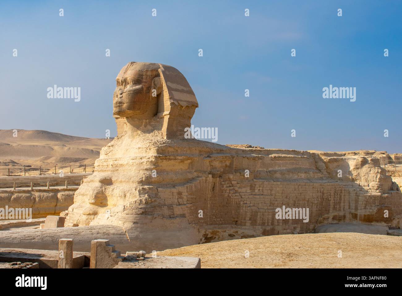 Great Sphinx and Great Pyramid of Cheops, Cairo, Egypt. Ancient statue ...