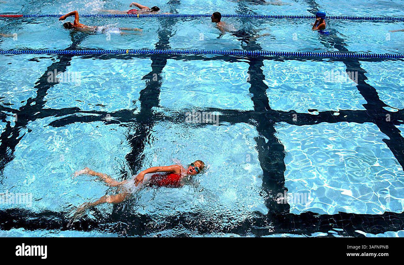 DUNEDIN 8/08/2005)SWIMMING PRACTICE STAND ALONE 1. Bottom: Dunedin High ...