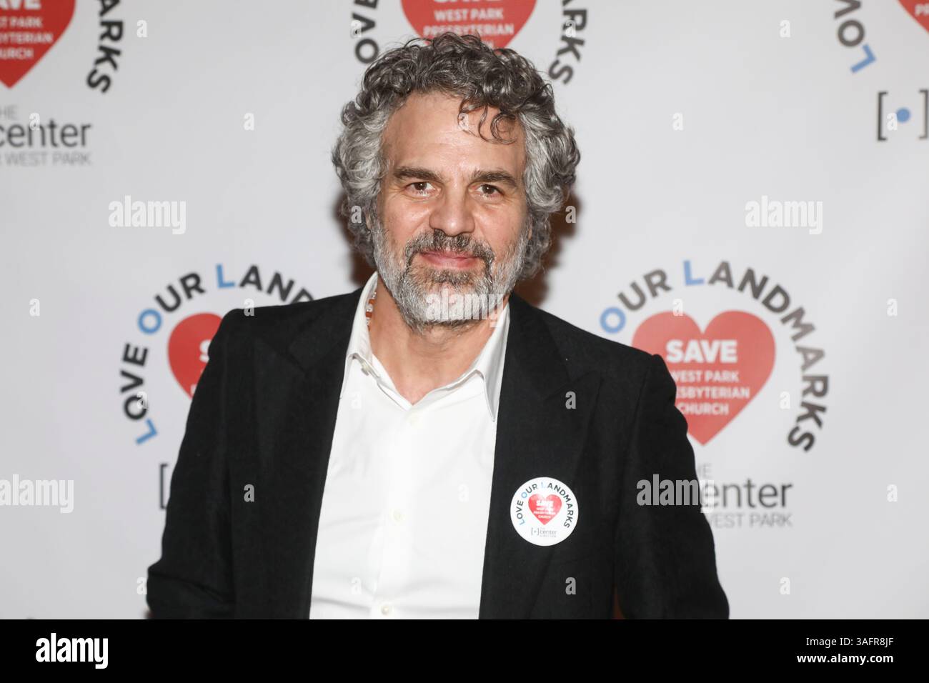 Mark Ruffalo attends The Center at West Park benefit reading of ...