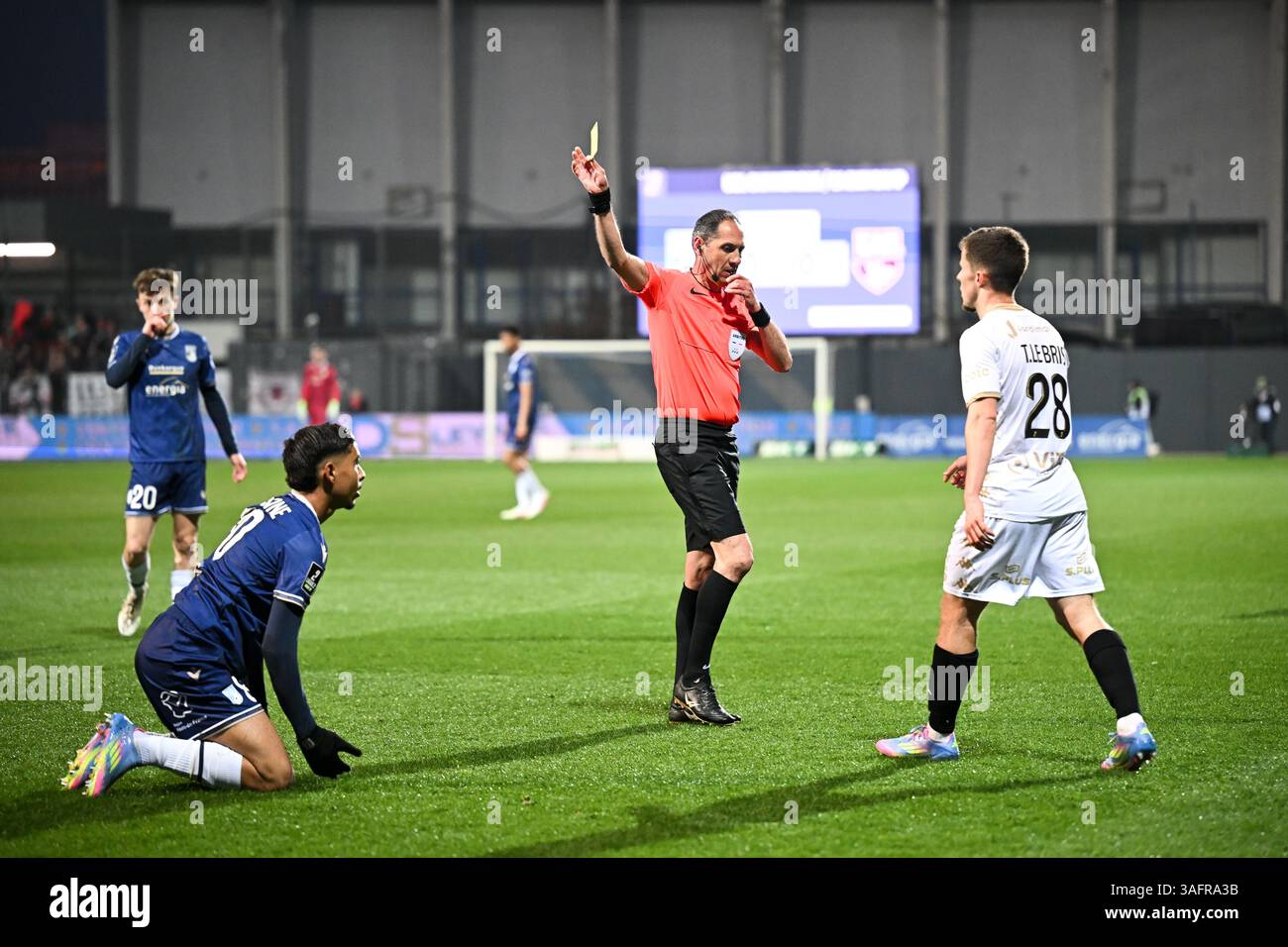Mikael LESAGE (ARBITRE) during the Ligue 2 BKT match between Dunkerque ...