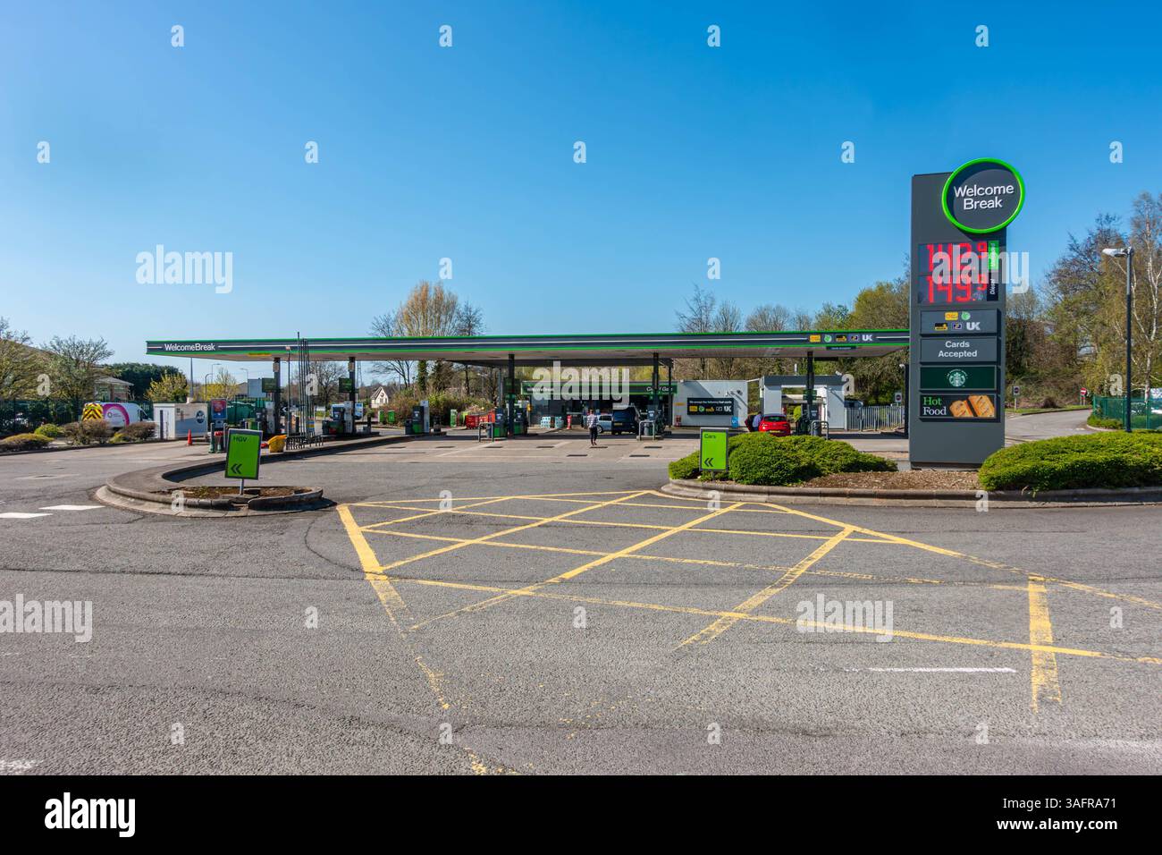 Welcome wales sign m4 motorway hi-res stock photography and images - Alamy