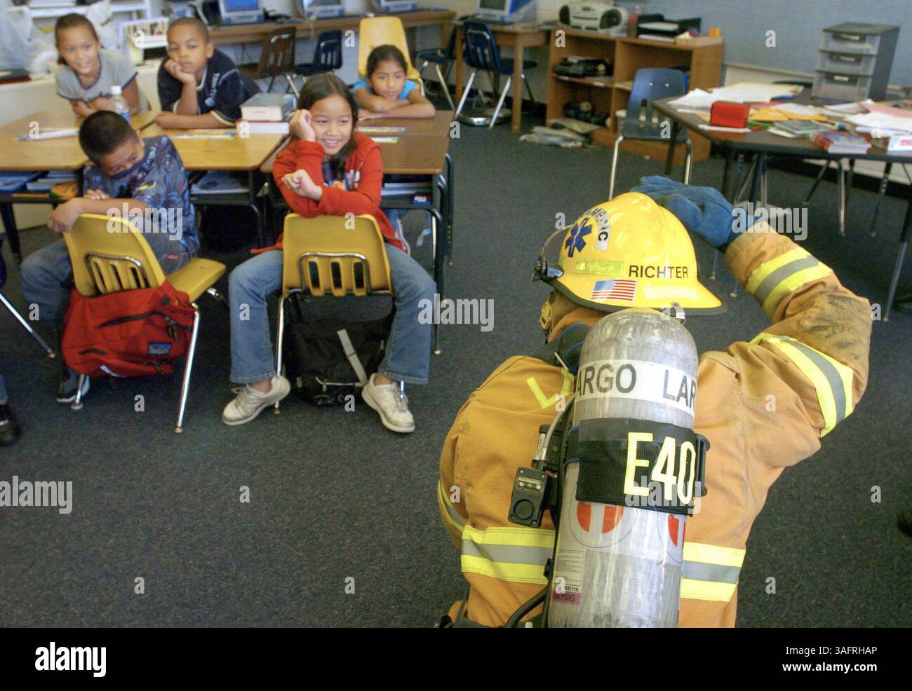 CLEARWATER 11/16/05)--1) Don Richter (cq), a firefighter/paramedic with ...
