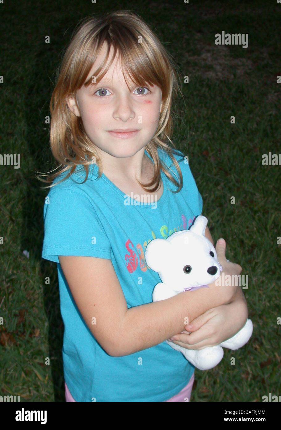 PHOTO 1: CAPTION: [Port Richey - Friday, 12/20/2005] . Danielle ...