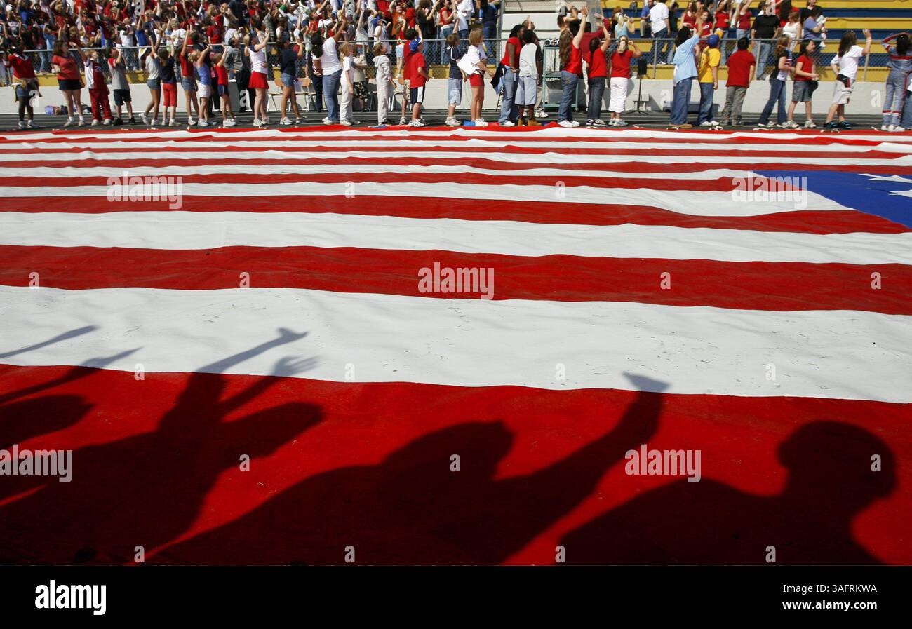 CAPTION: (03/14/2006, CRYSTAL RIVER) Students from Ms. Stacy Lewis ...