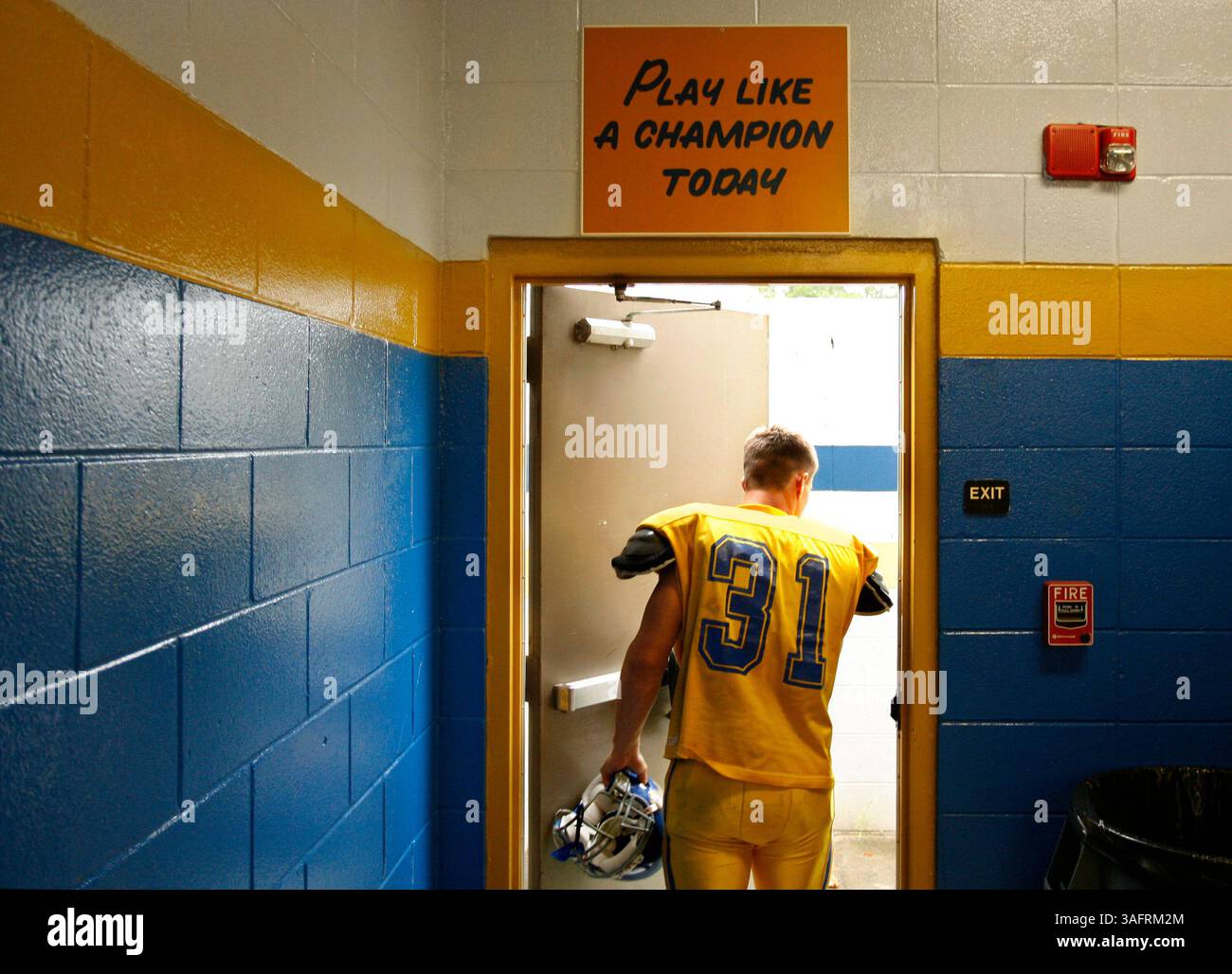 High school locker posters hi-res stock photography and images - Alamy