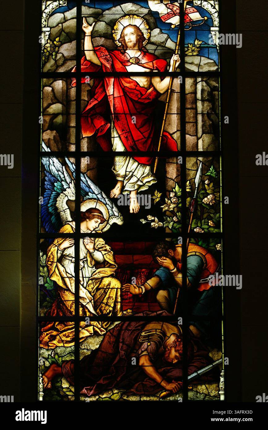 04/10/2006, Tampa) PHOTO 5: The center panel of the Resurrection Window triptych depicting Jesus ...