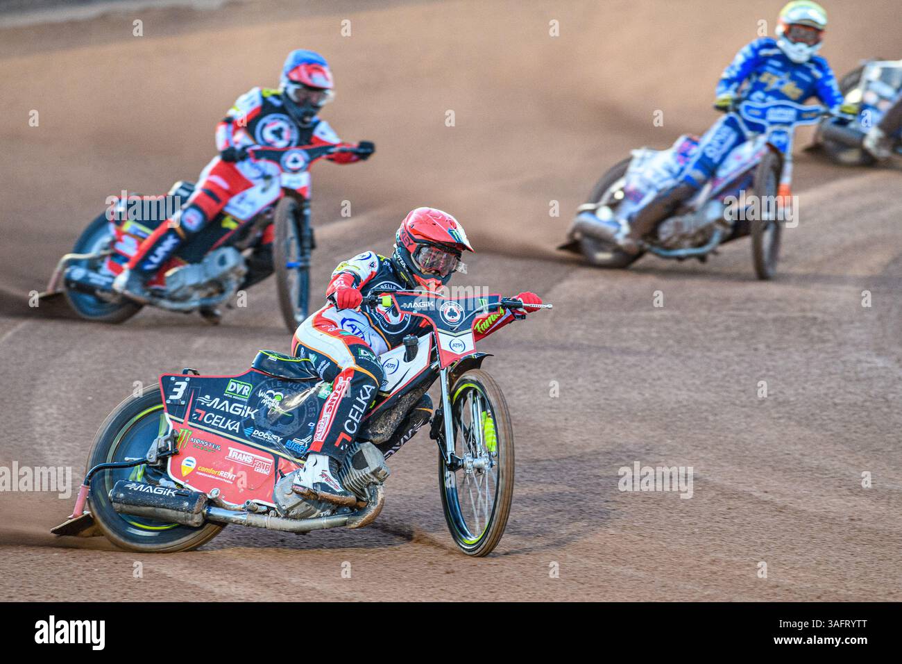 Jaimon Lidsey of Belle Vue Aces in Red leading Zach Cook of Belle Vue ...