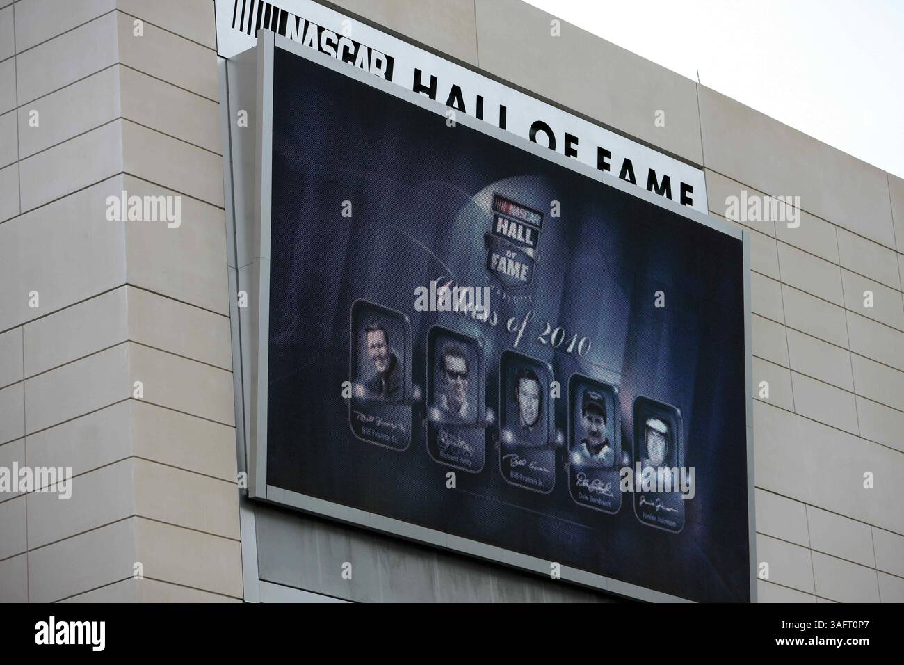 Dale jr hall of fame hi-res stock photography and images - Alamy