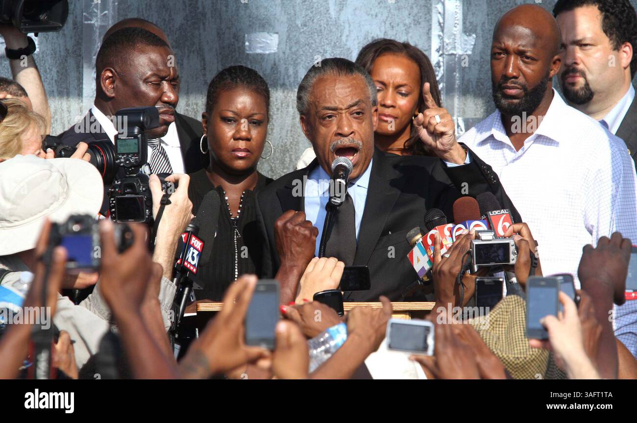 March 22, 2012 - Sanford, FL, USA - Rev. Al Sharpton addresses the ...