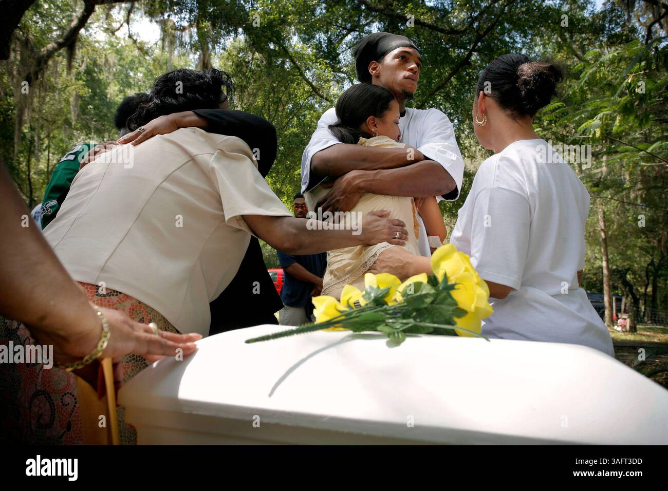 Fort know cemetery hi-res stock photography and images - Alamy