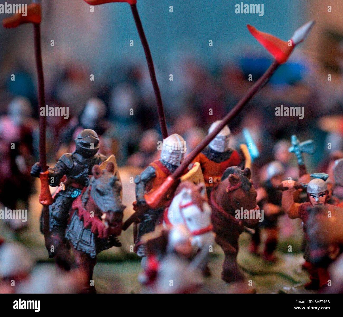 Clearwater 6/26/2006 7 0f 8 ) Tiny lead alloy figures depicting ...