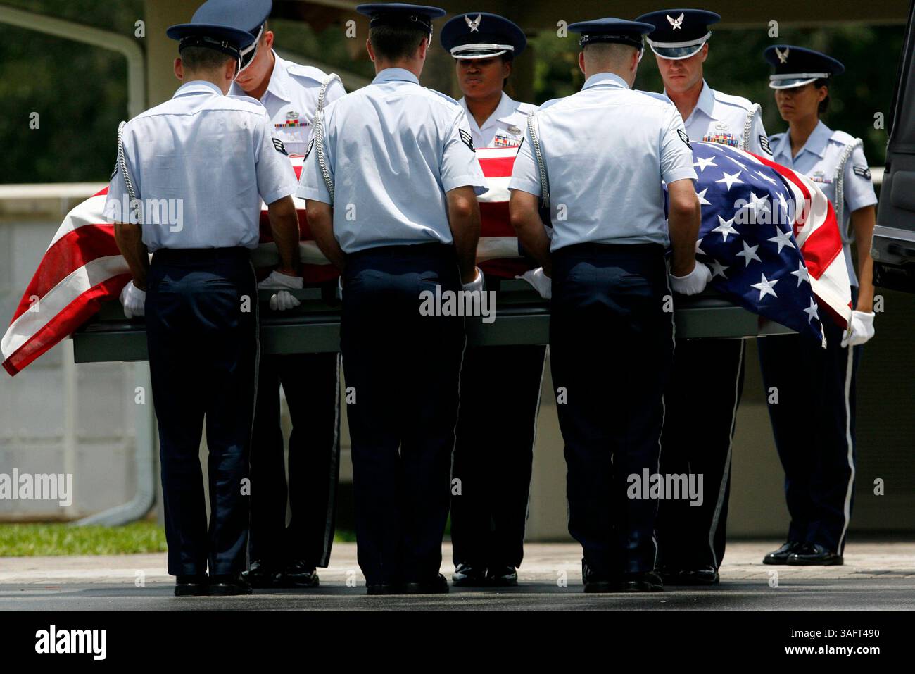 John trudell hi-res stock photography and images - Alamy