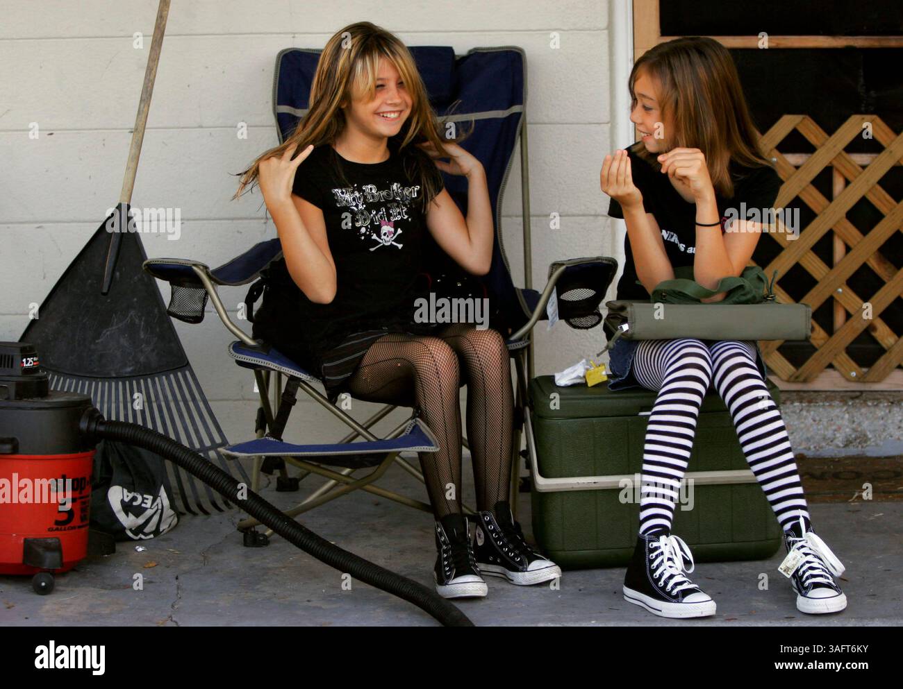 CAPTION: (Madeira Beach, 08/08/2006) (2 of 3) Madeira Beach Middle ...