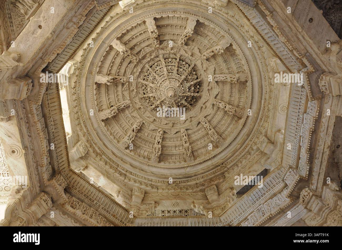 Ranakpur Temple, Ranakpur, Rajasthan, detail of an elaborately ...