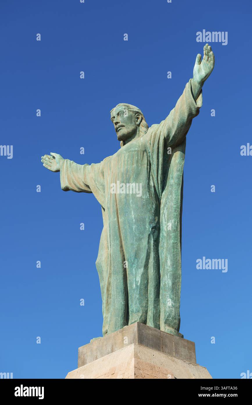 Large statue of Christ on the Morro de Arica lookout mountain, city of ...