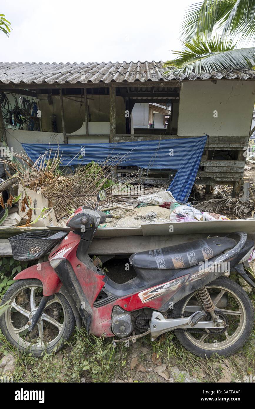 Junk motorcycle hi-res stock photography and images - Alamy