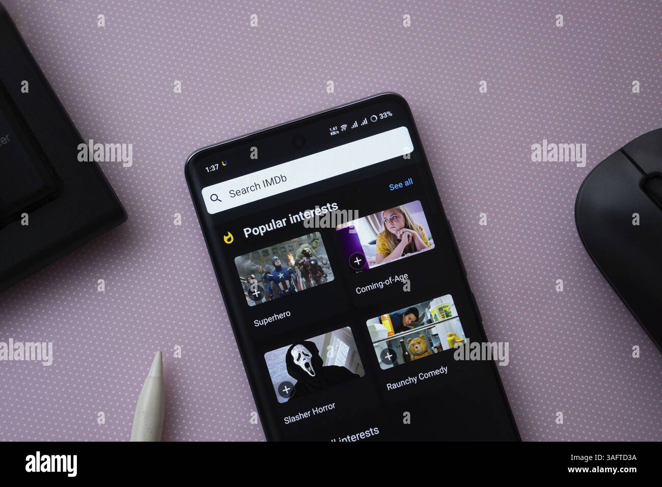 Imdb homepage hi-res stock photography and images - Alamy