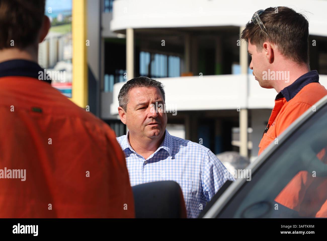 Nationals MP Pat Conaghan visits a petrol station during the 2025 ...