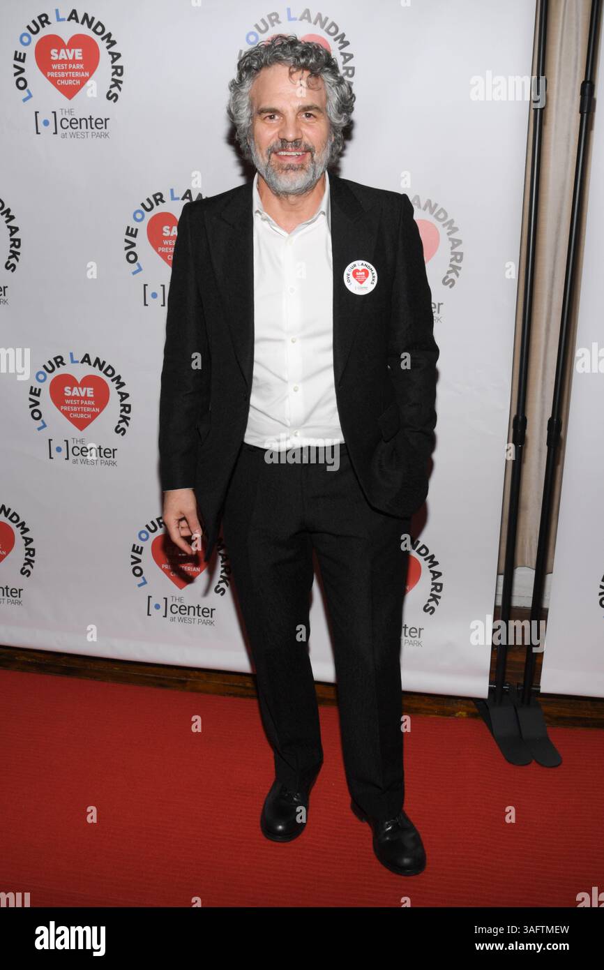 New York, USA. 07th Apr, 2025. Mark Ruffalo attends The Center At Park ...