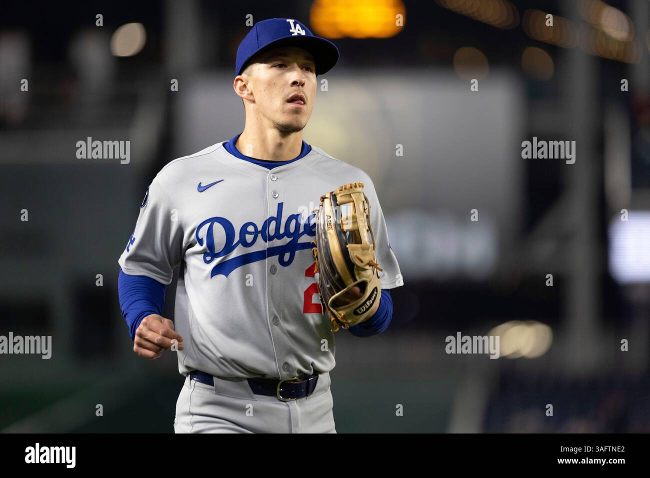 WASHINGTON, DC - APRIL 07: Los Angeles Dodgers outfielder Tommy Edman ...