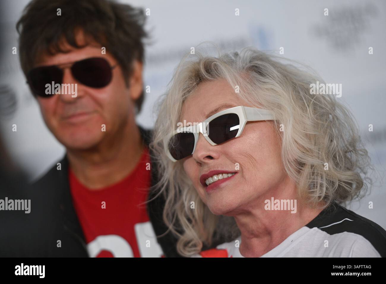 Musician Clem Burke and singer/songwriter Debbie Harry attend "Blondie ...