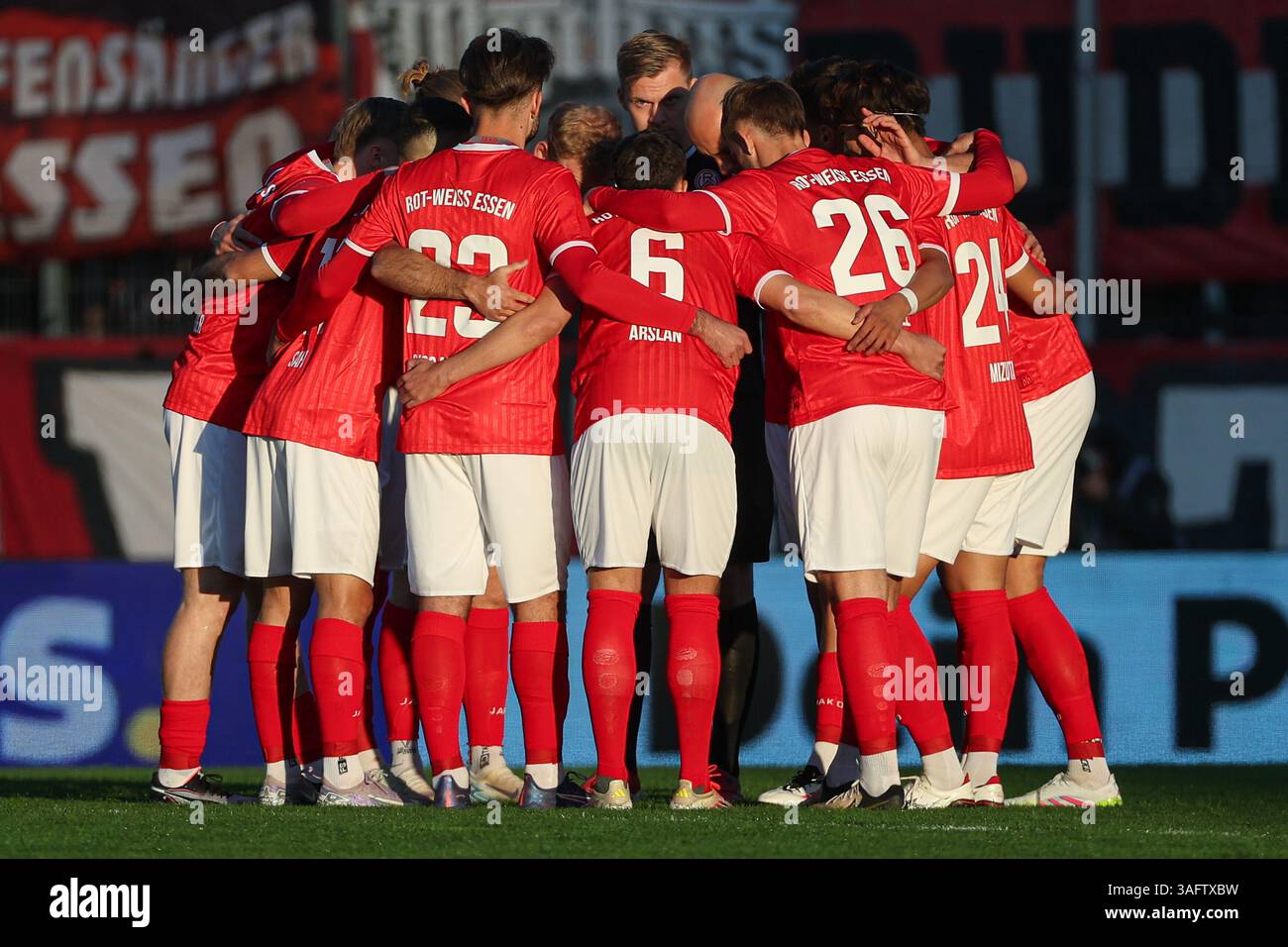 Essen, Deutschland. 06th Apr, 2025. 3. Liga - Rot Weiss Essen - FC ...