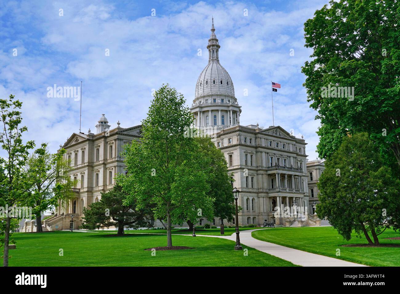 Michigan State Capitol Building in Lansing Stock Photo - Alamy