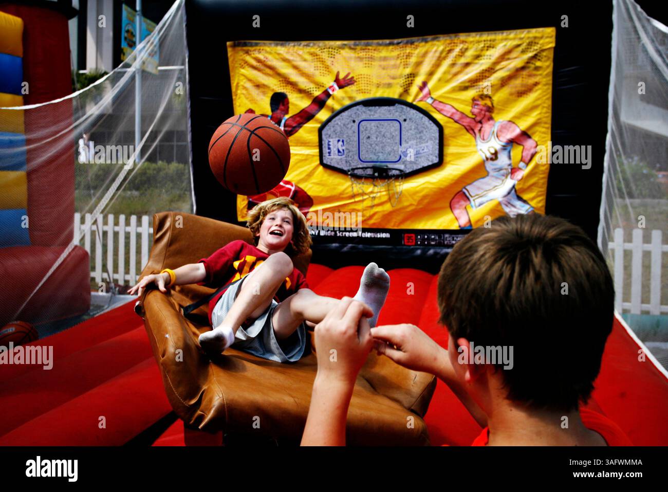 TP 262224 WALL acc 1.(03/10/2007 -- Tampa) PHOTO 1: Dane Frantzen(CQ), 8, takes a spin on one of ...