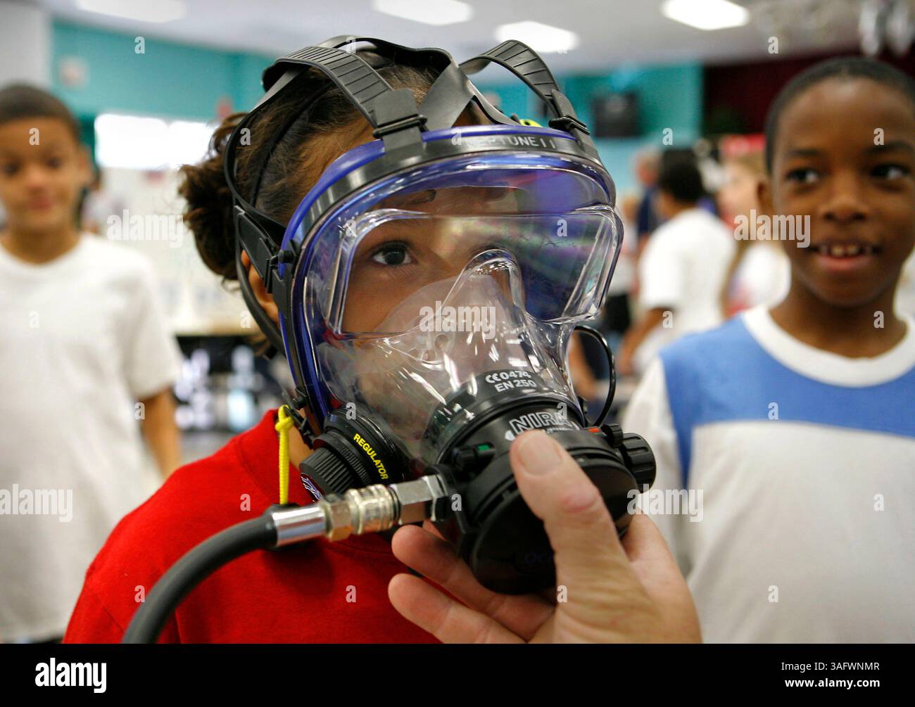 3/28/2007, SPRING HILL) Amanda Rivera (cq), an 11 year-old fourth ...