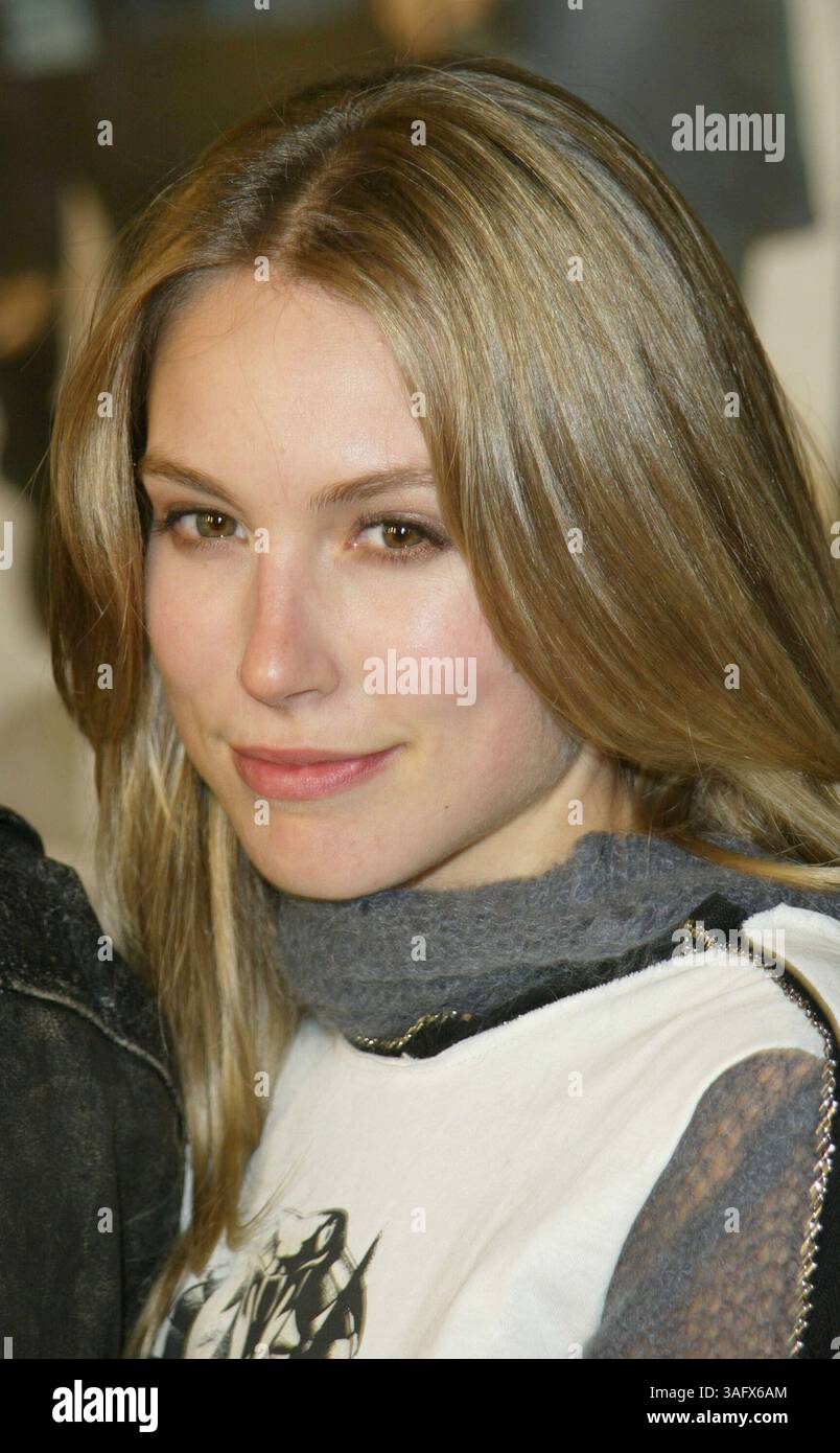 Sarah Carter 2000
