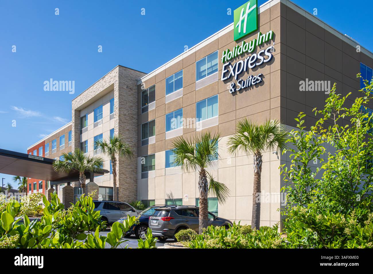 Holiday Inn Express & Suites hotel in Brunswick, Georgia. (USA Stock ...