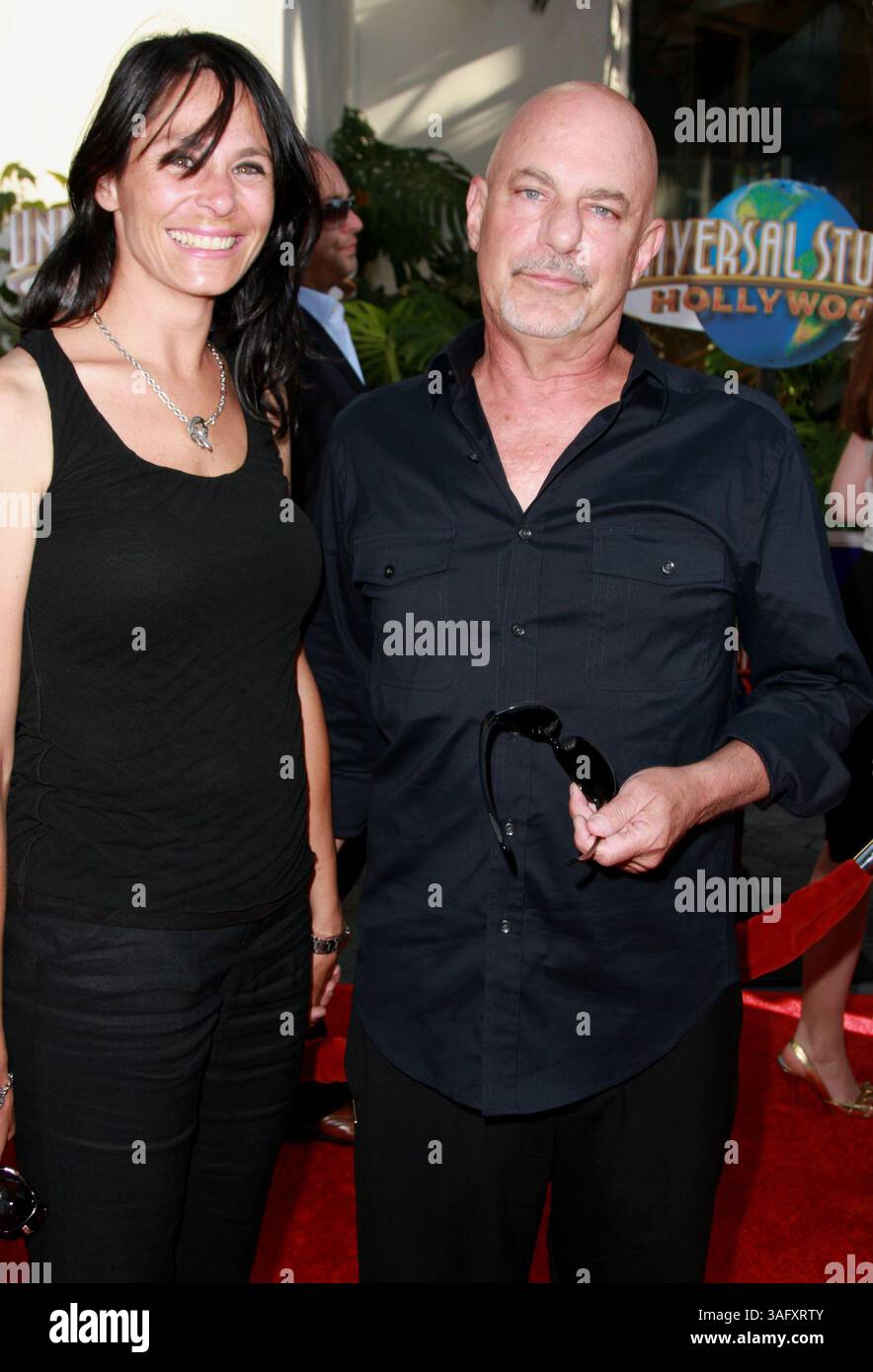 Rob cohen and wife barbara cohen hi-res stock photography and images - Alamy