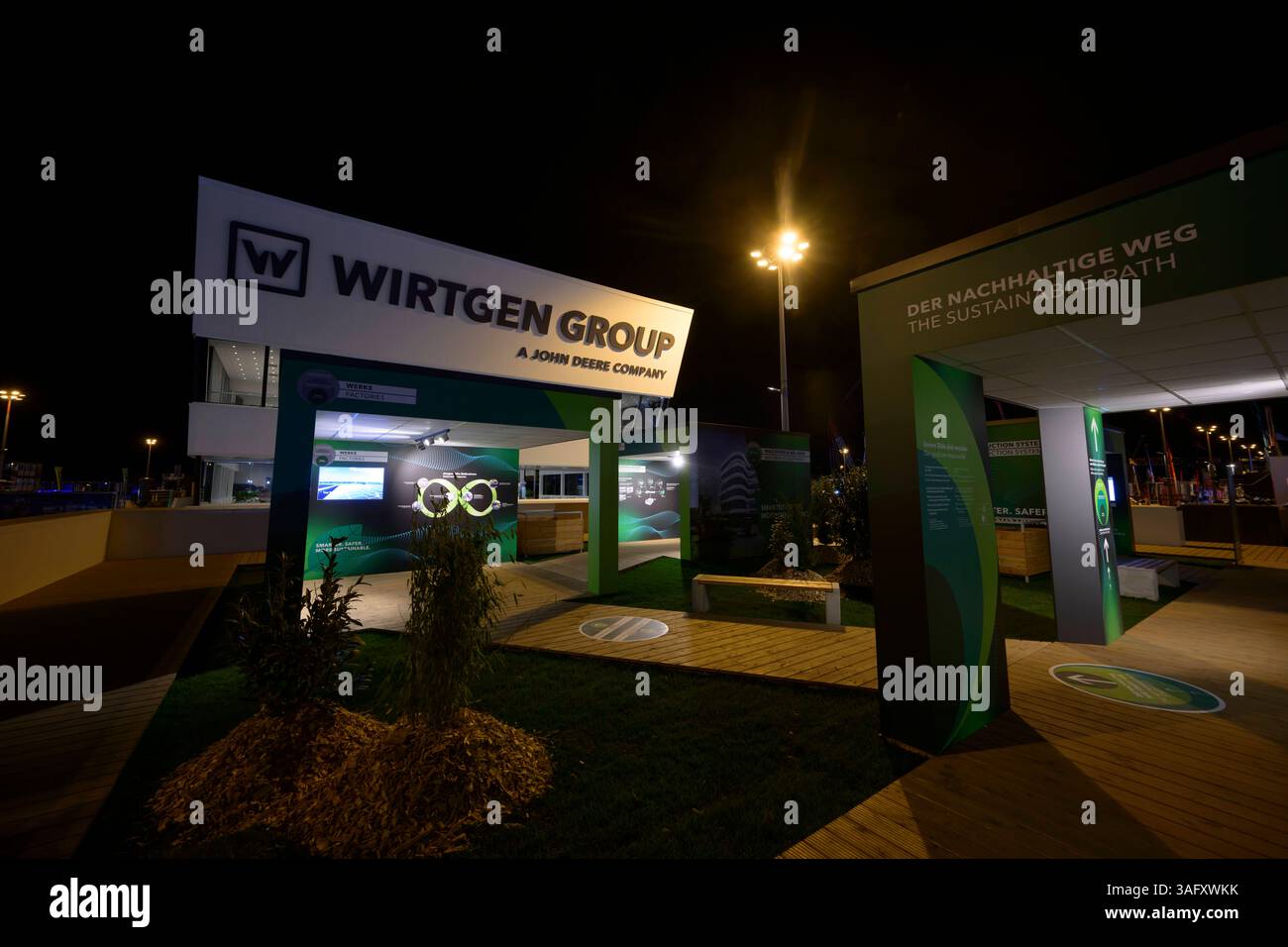 Wirtgen Group - A John Deere Company - Nachtrundgang auf der bauma 2025 - Die Weltleitmesse für ...