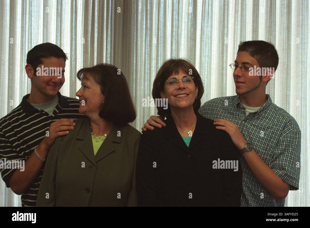 From left: Seth Shaffer, 17; his mother, Susan, Linda Gordon and her ...