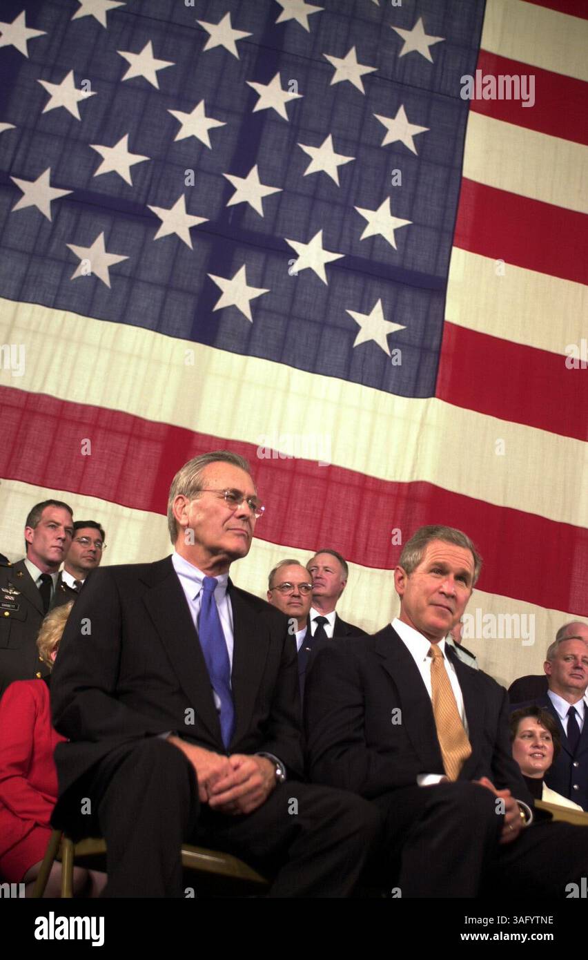 President George W. Bush visits the West Virginia National Headquarters ...